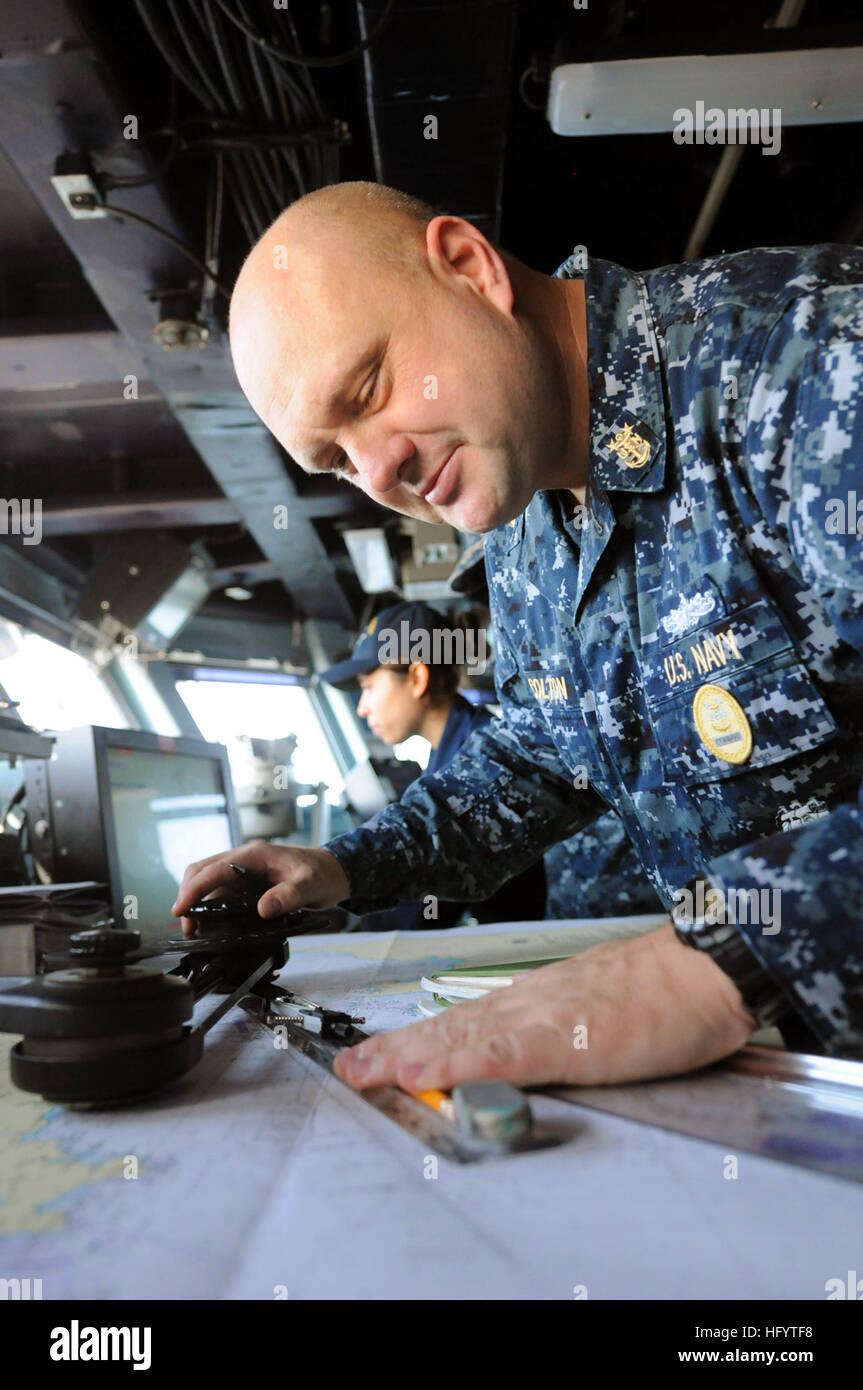 Command master chief david colton hi-res stock photography and images ...