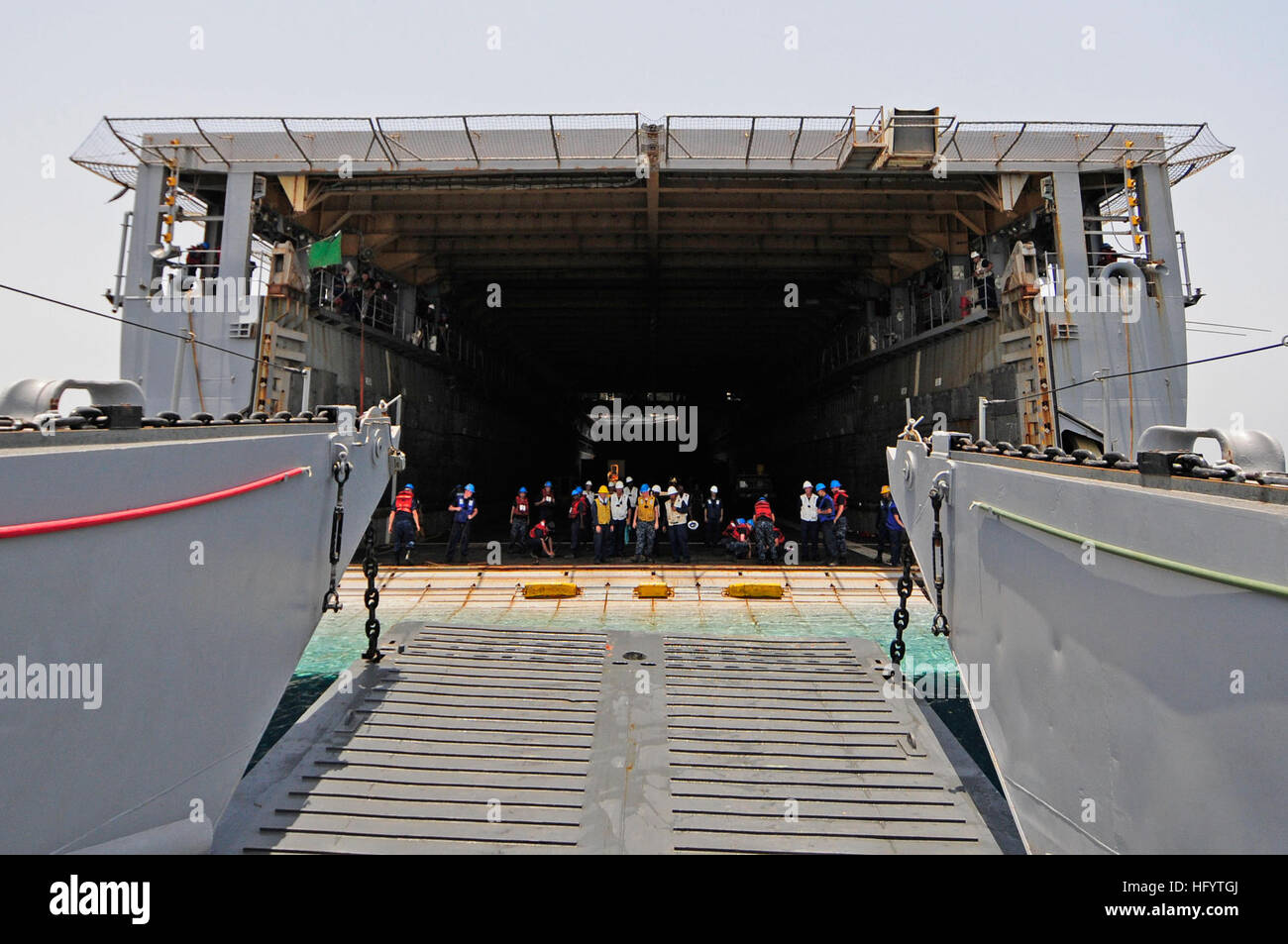 Landing craft utility lcu 1632 hi-res stock photography and images - Alamy