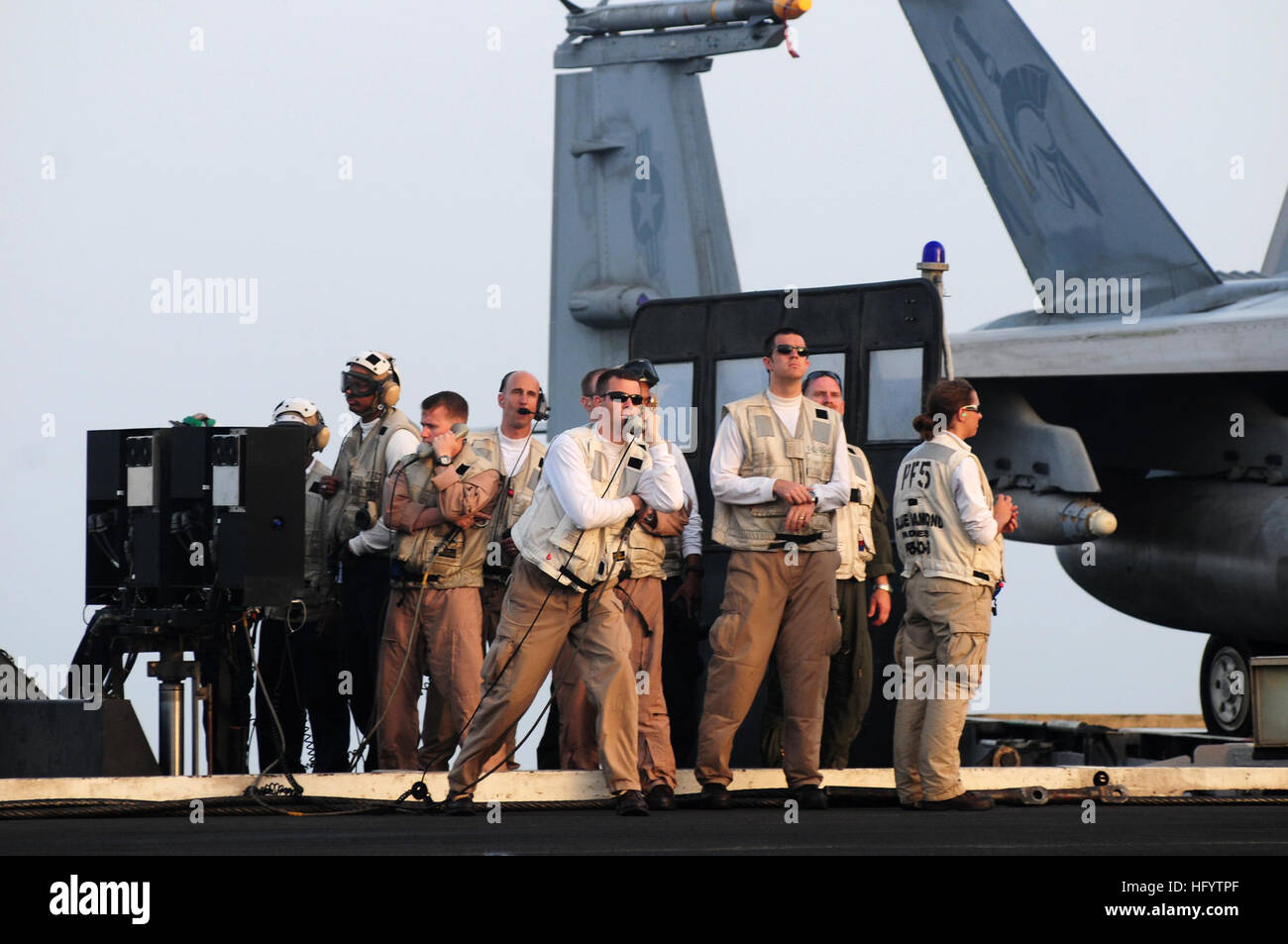 Landing signal officers lso hi-res stock photography and images - Alamy