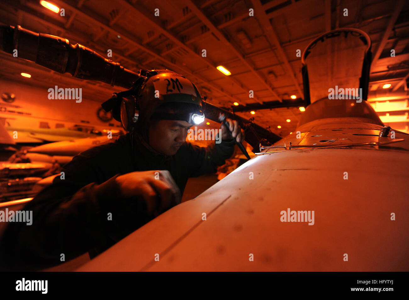 In flight refueling probe hi-res stock photography and images - Alamy