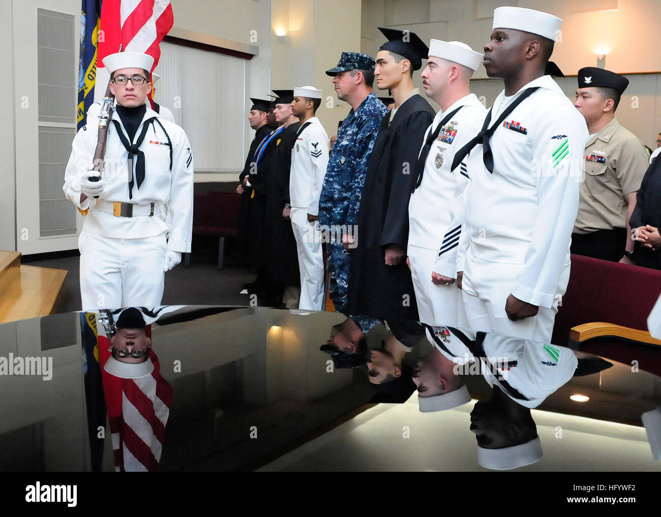Graduation ceremony japan college hi-res stock photography and images ...