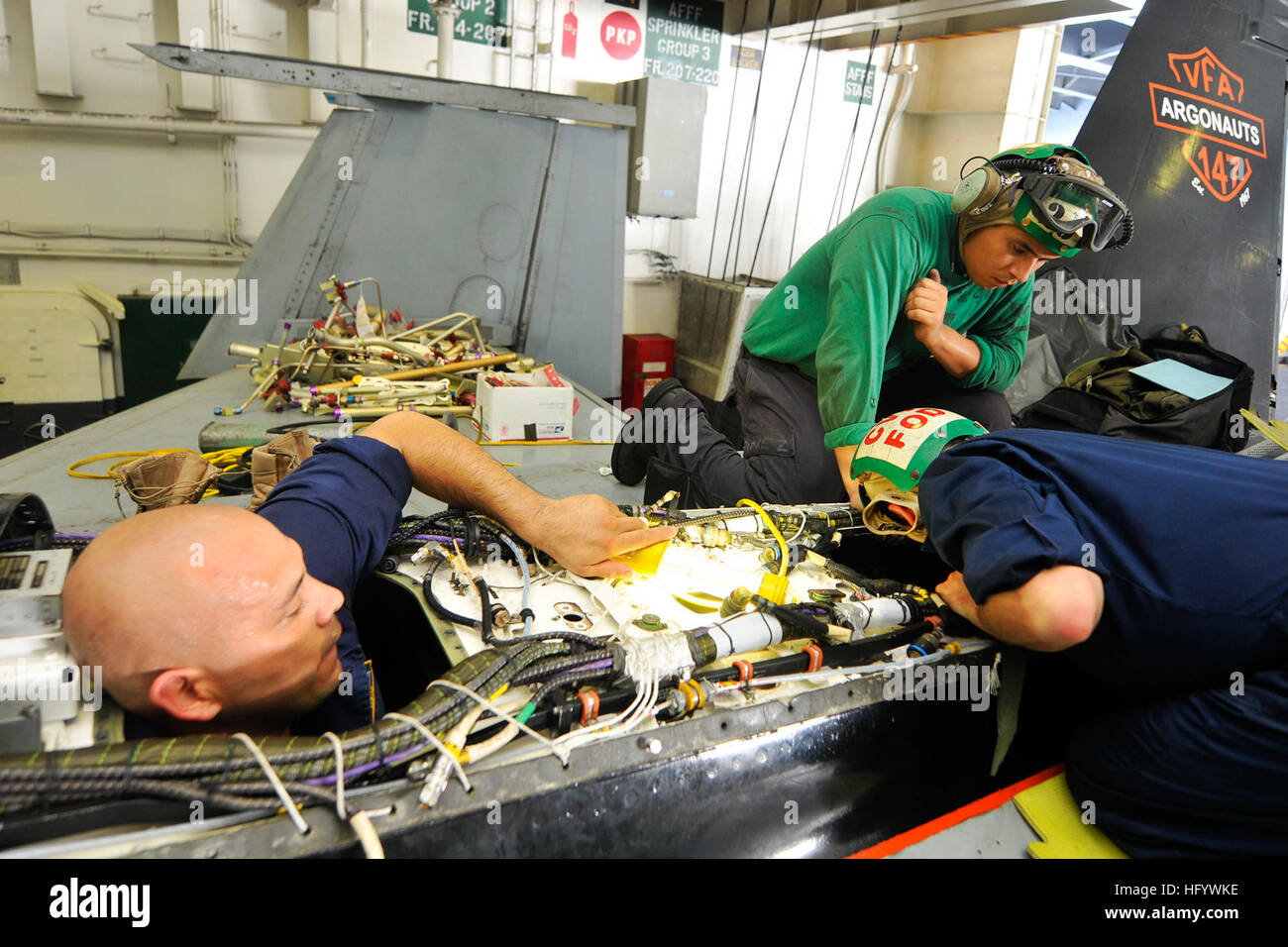 Fuel cell hangar hi-res stock photography and images - Alamy