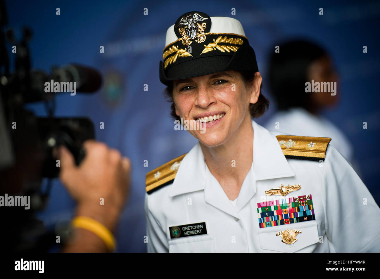 110622-N-KK576-049 VIRGINIA BEACH, Va. (June 22, 2011) Rear Adm ...