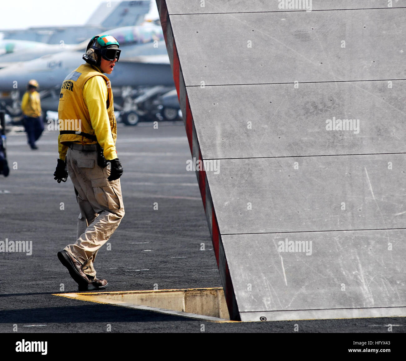 Deck shooter hi-res stock photography and images - Alamy