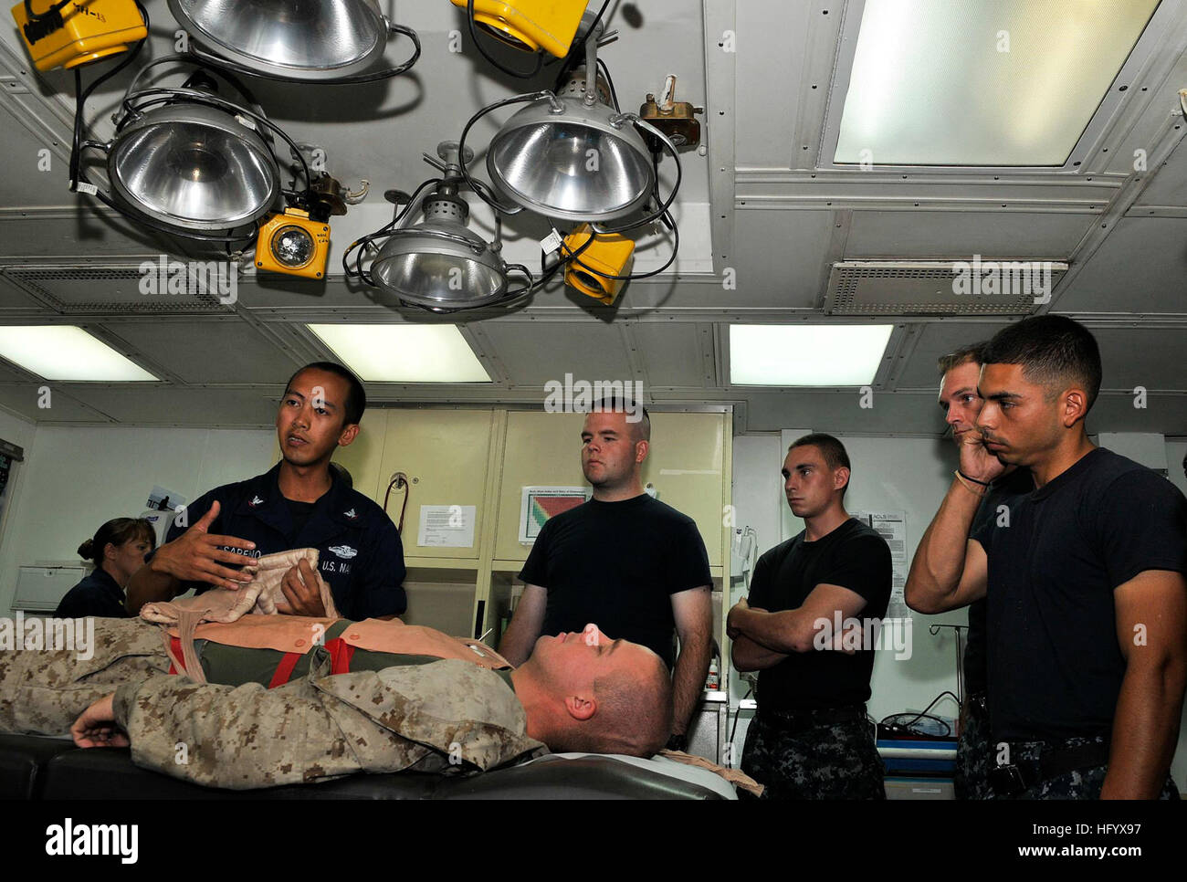 Aden emergency hi-res stock photography and images - Alamy