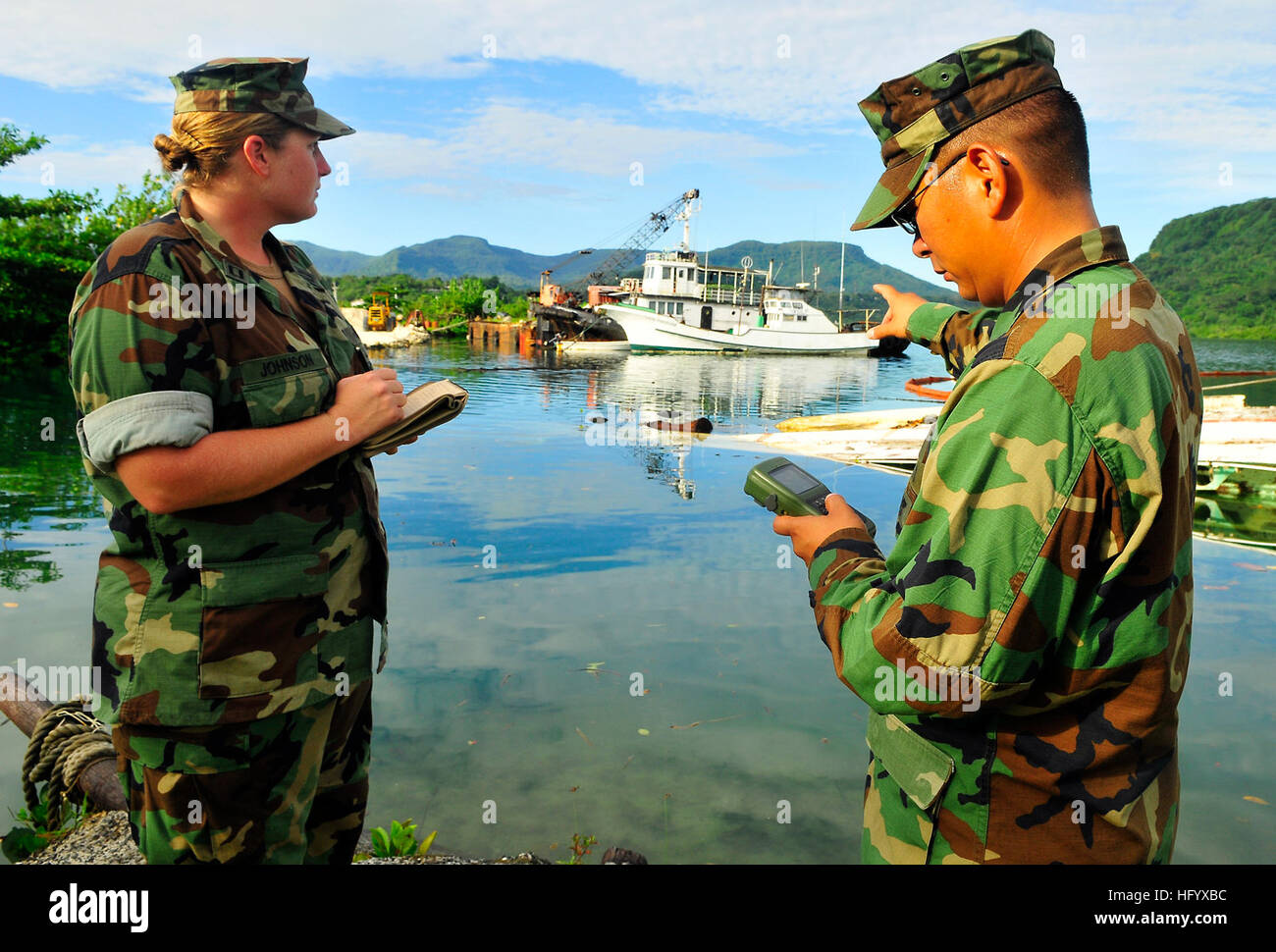 Military global positioning system hi-res stock photography and images ...