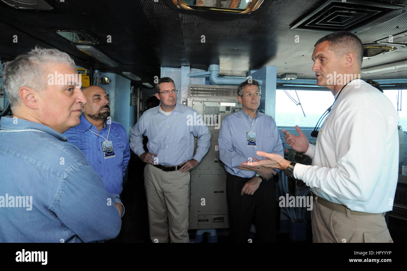 110805-N-SF704-049 GULF OF THAILAND (Aug. 5, 2011) Capt. David A ...