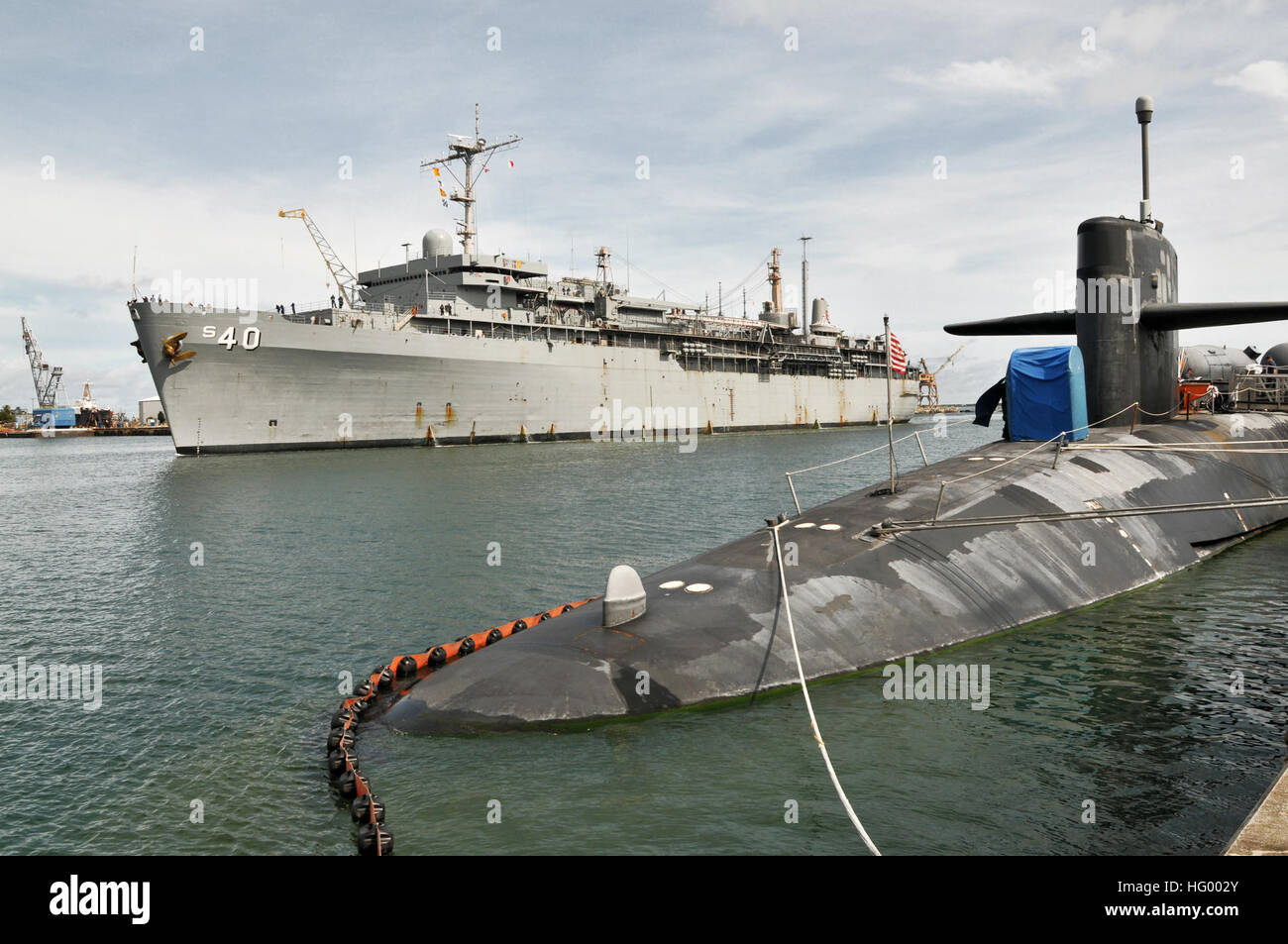 Guided missile submarine uss ohio ssgn 726 hi-res stock photography and ...