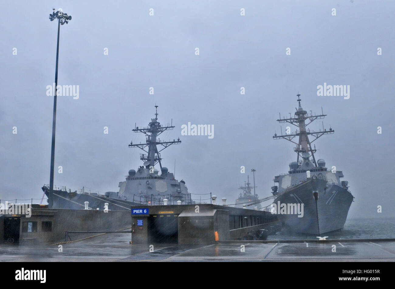 Guided-missile destroyers USS Ross (DDG 71), USS Forrest Sherman (DDG ...