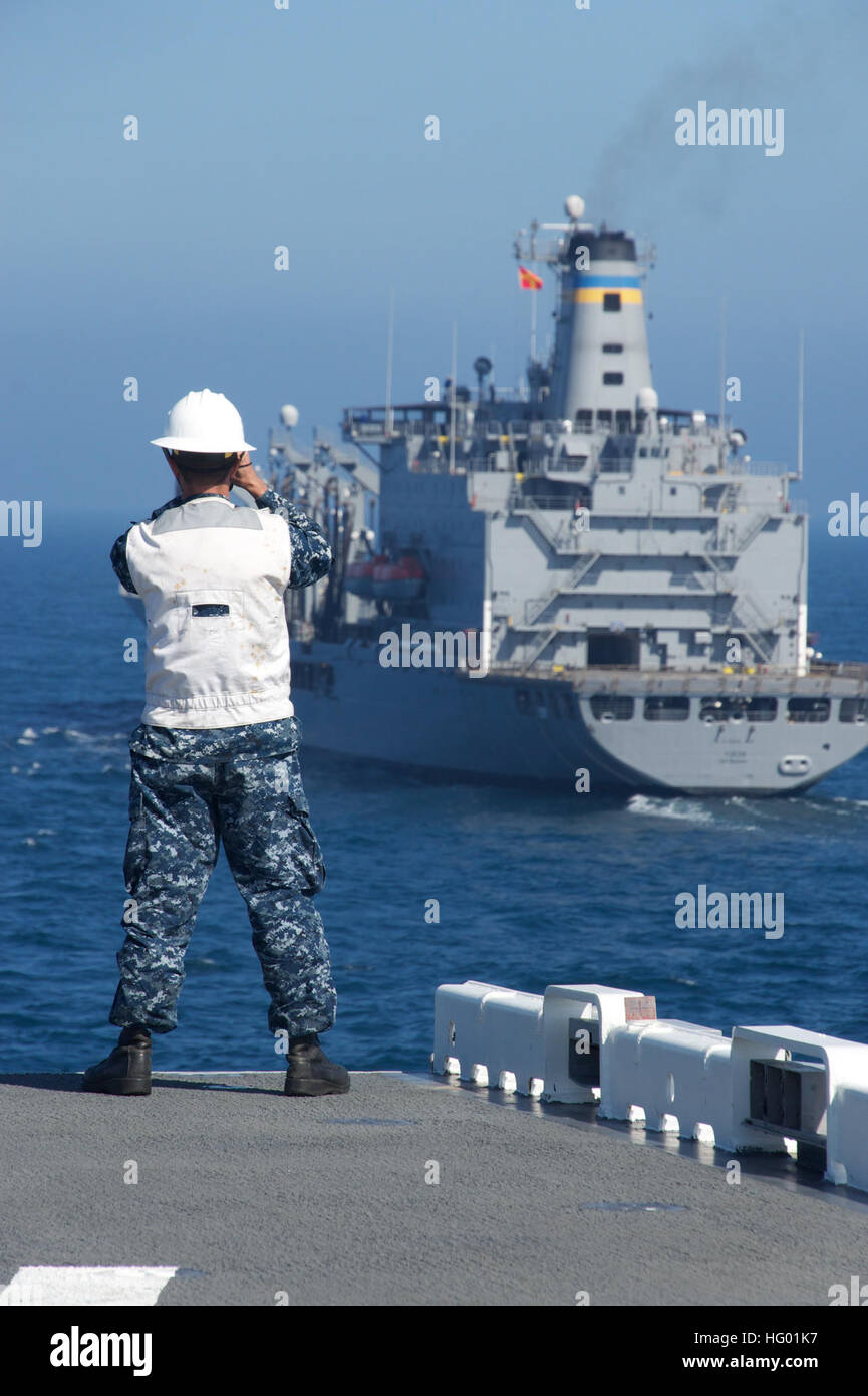 Sailor aboard uss bonhomme hi-res stock photography and images - Alamy