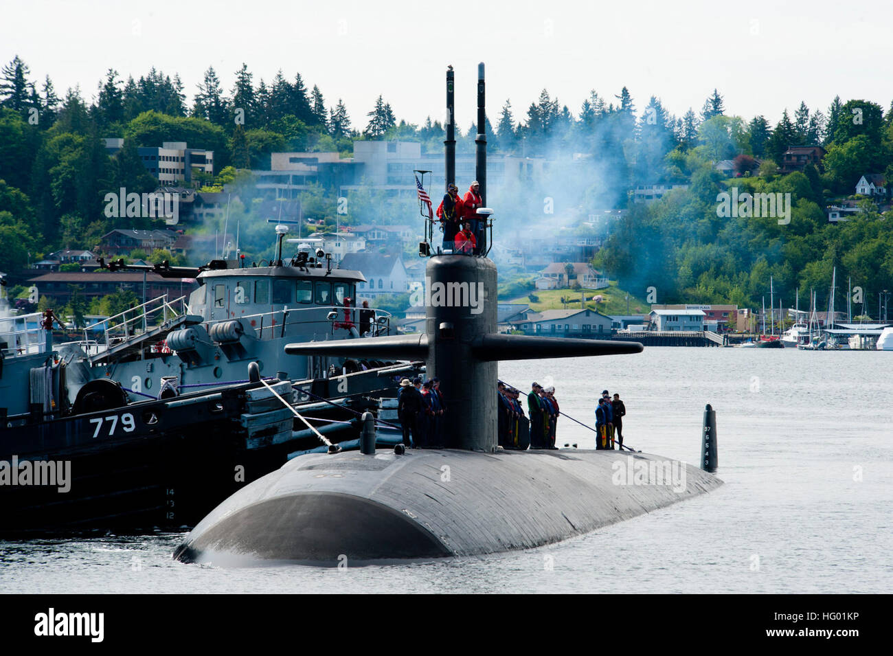 Los angeles class submarine uss bremerton ssn 698 hi-res stock ...