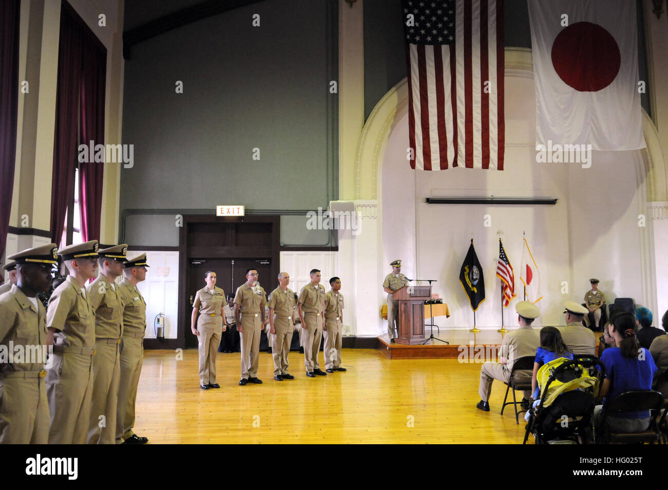 Commanding officer of uss fitzgerald ddg 62 hi-res stock photography ...