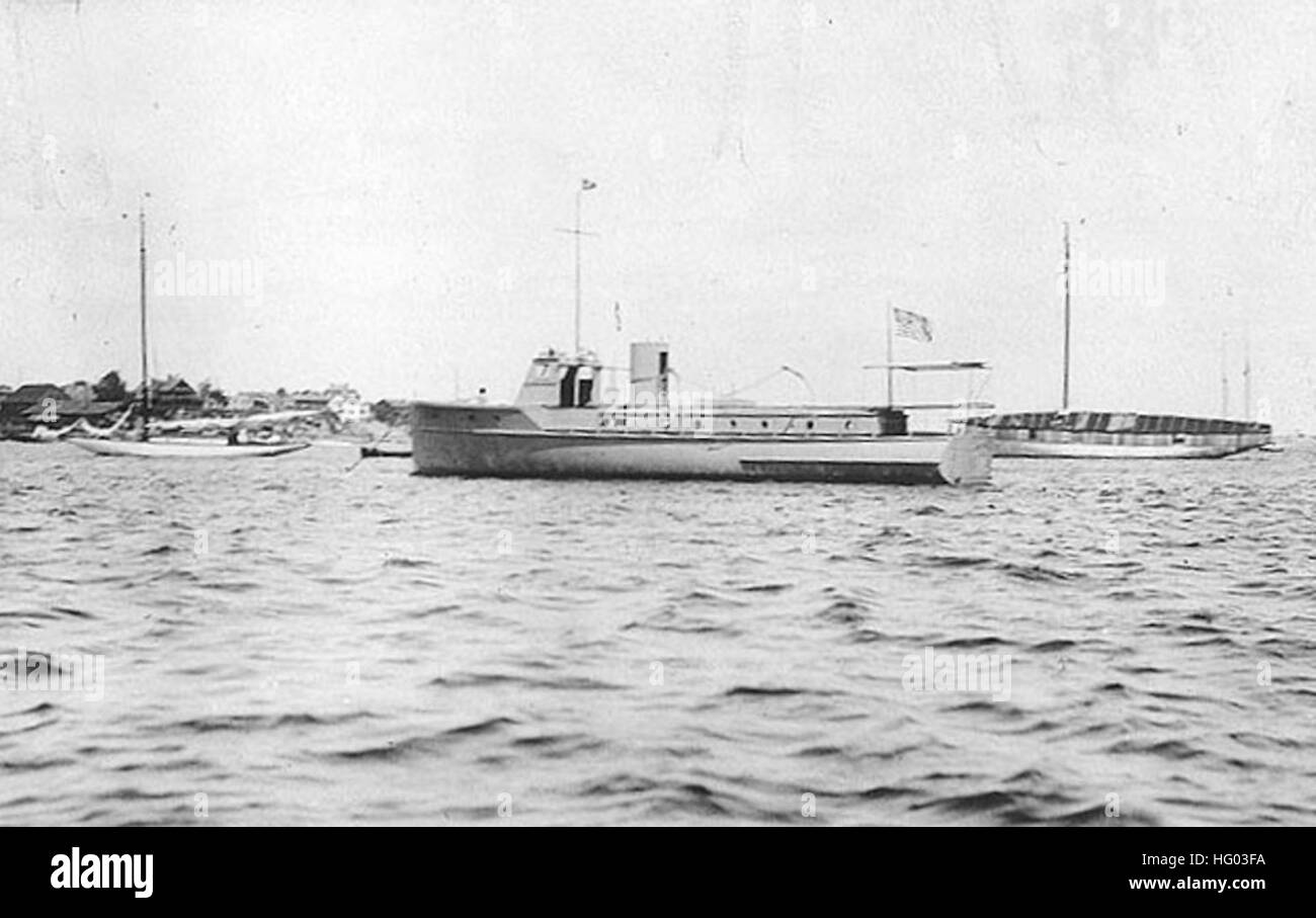 USS Daiquiri SP-1285 at anchor Stock Photo - Alamy