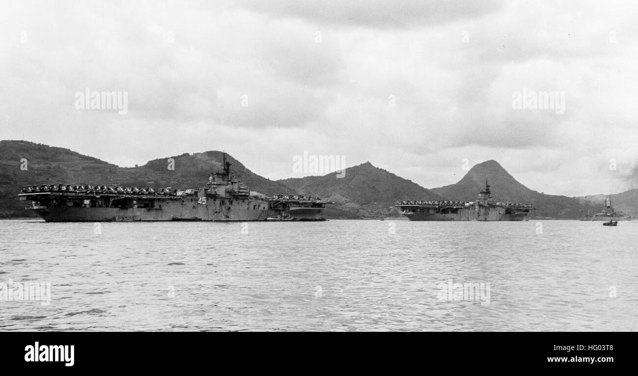 USS Valley Forge (CV-45) and USS Philippine Sea (CV-47) at Sasebo in ...