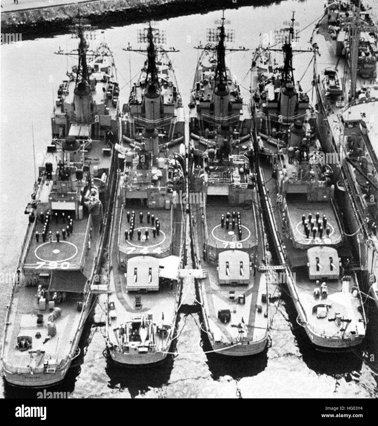 Four destroyers USS Shelton, USS Blue, USS Collett, and USS Lyman K ...