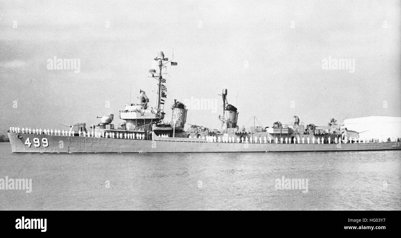 USS Renshaw (DD-499) underway in 1962 Stock Photo - Alamy