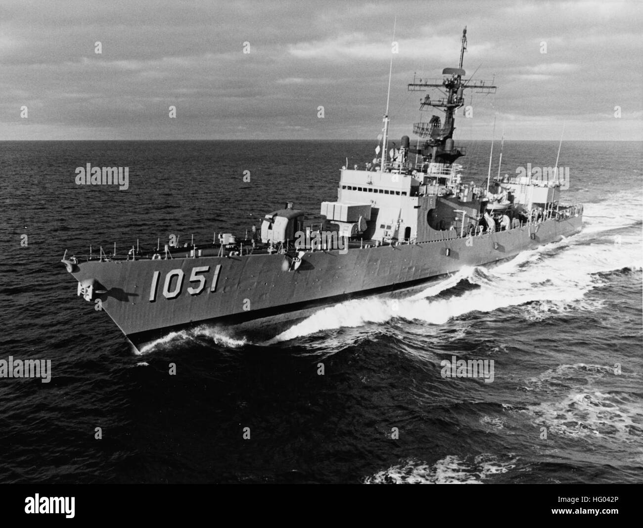 USS O'Callahan (DE-1051) underway on 7 April 1975 Stock Photo - Alamy