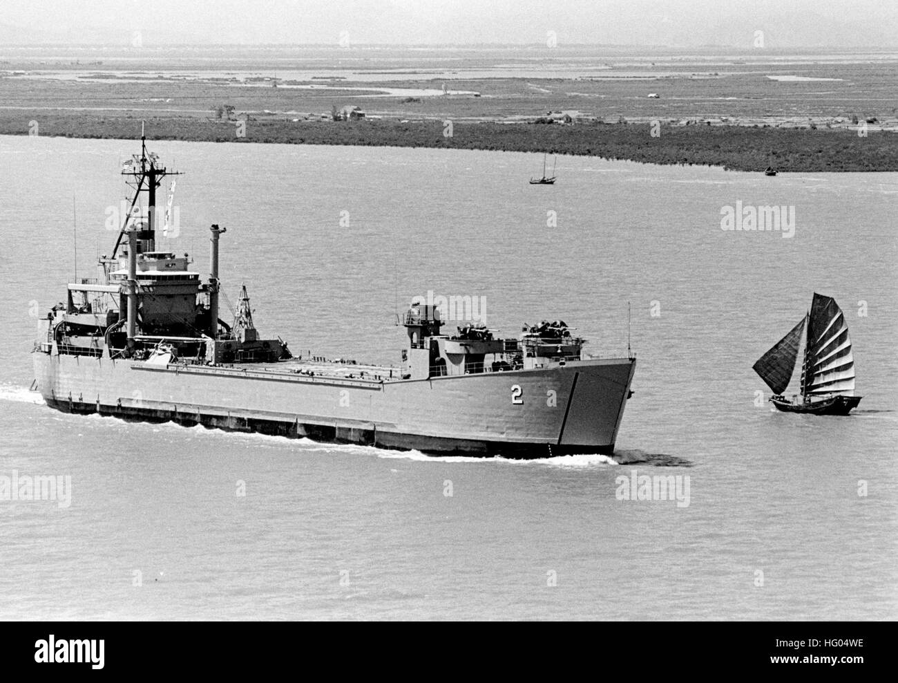 USS Washtenaw County (MSS-2) underway off Haiphong on 20 June 1973 ...