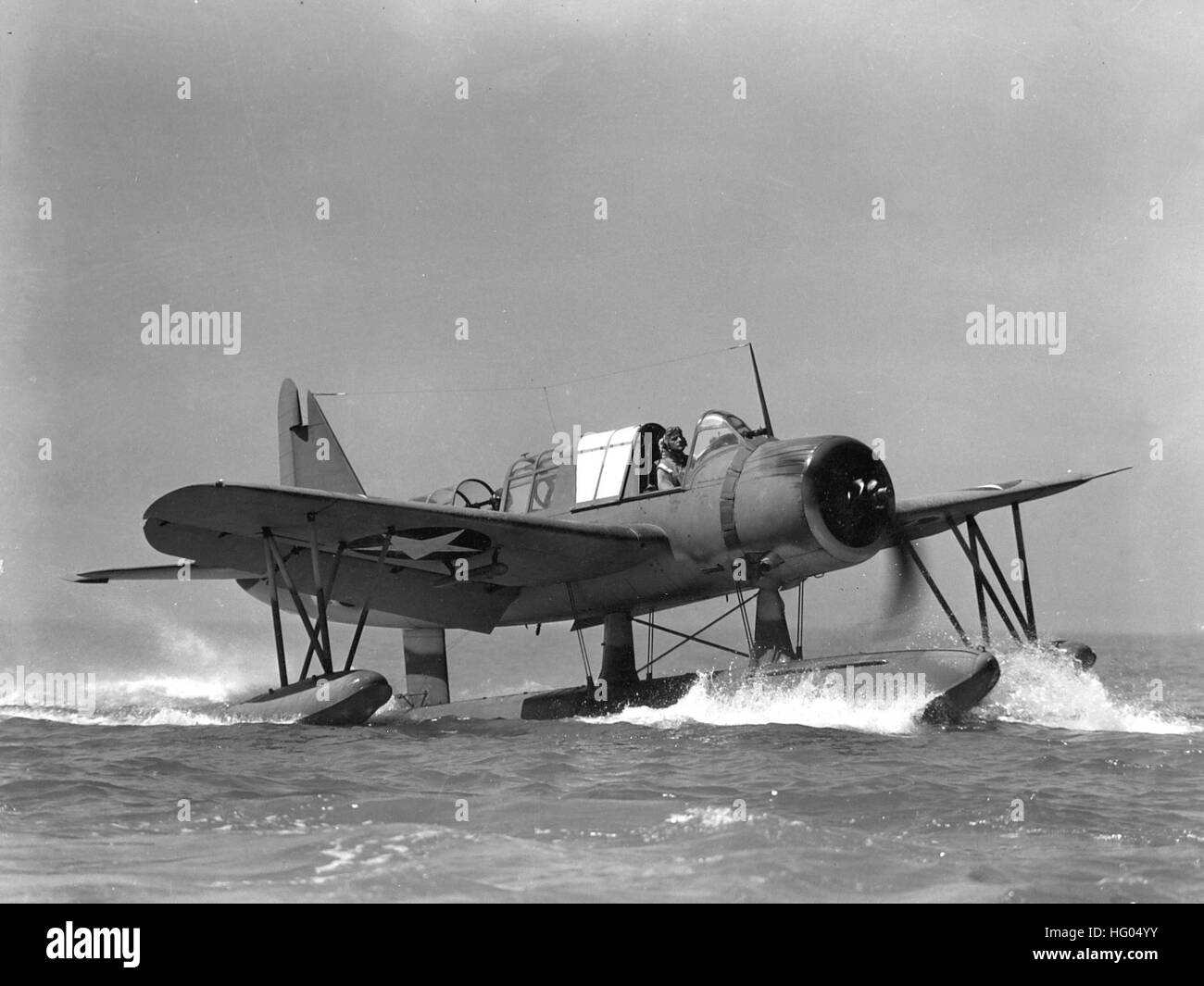Os2u kingfisher hi-res stock photography and images - Alamy
