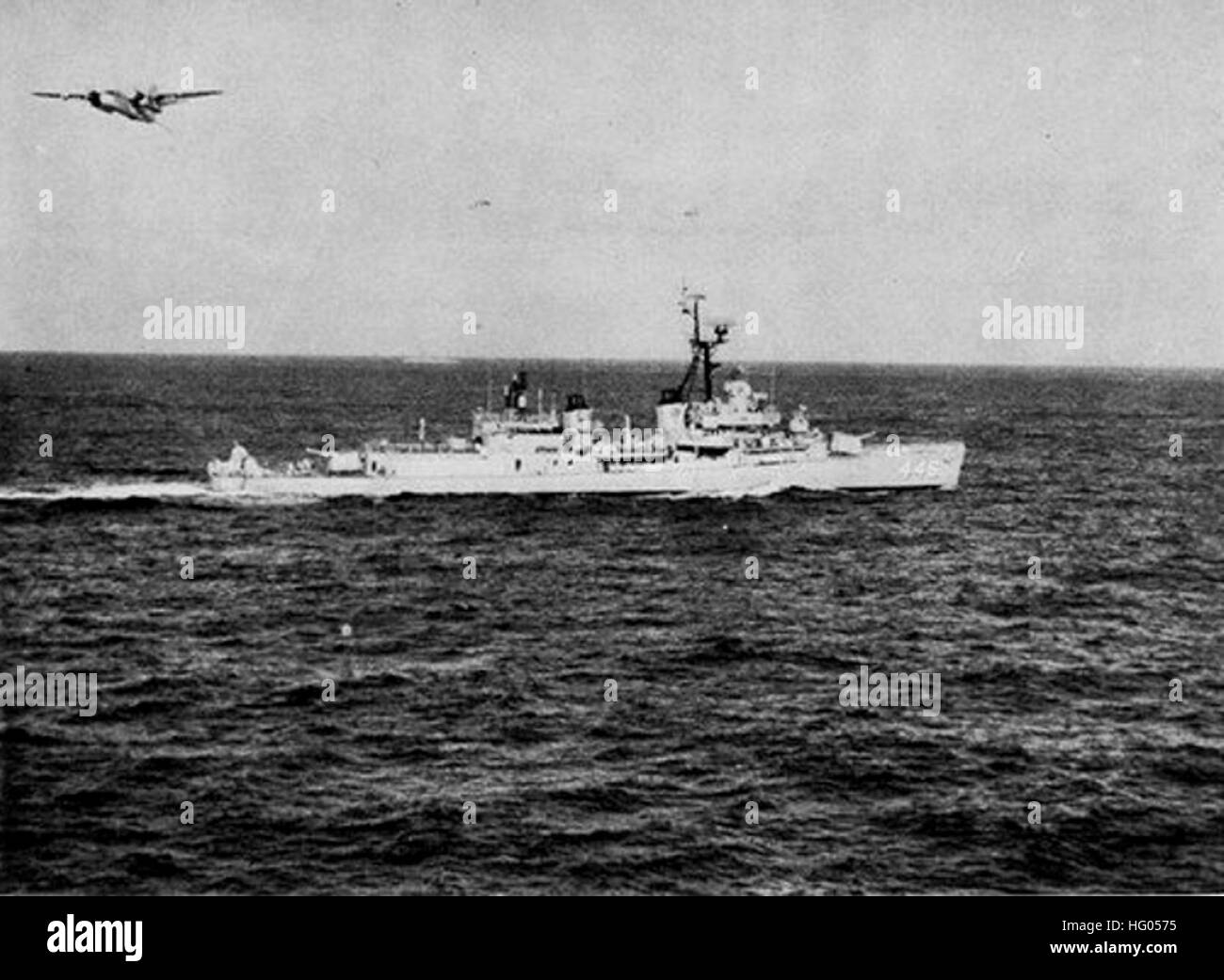 Uss radford dd 446 hi-res stock photography and images - Alamy