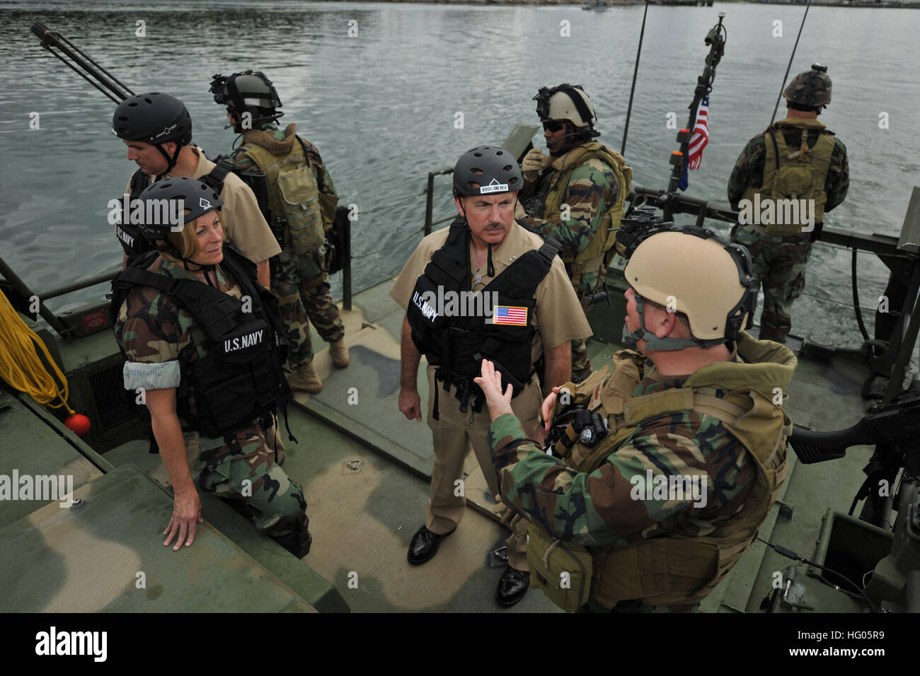 110920-N-YO394-063 VIRGINIA BEACH, Va. (Sept. 20, 2011) Capt ...