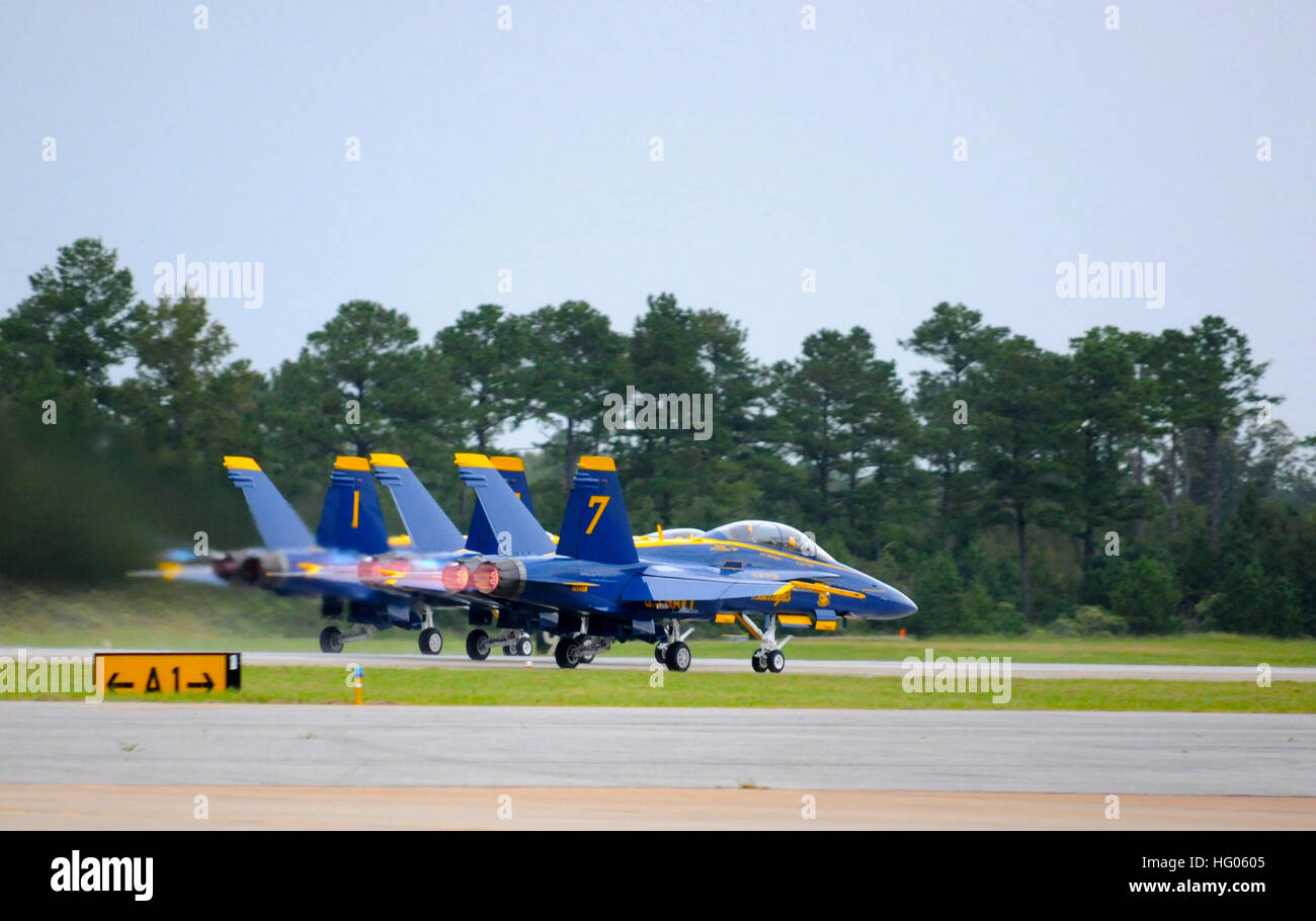 Us vintage military engines hi-res stock photography and images - Alamy