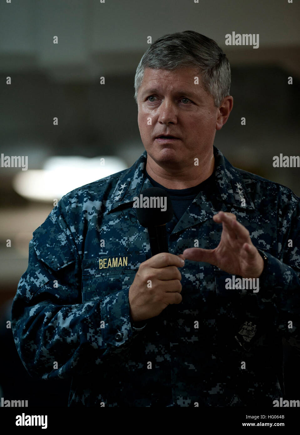 110926-N-DR144-233 PACIFIC OCEAN (Sept. 26, 2011) Vice Adm. Gerald R ...