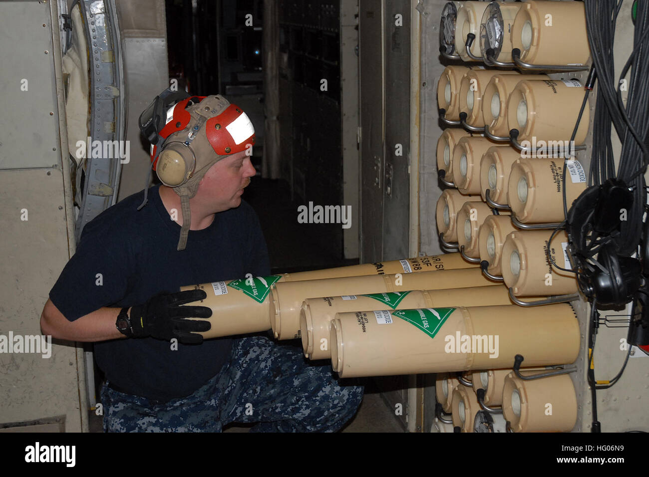 Vp 40 navy patrol squadron hi-res stock photography and images - Alamy