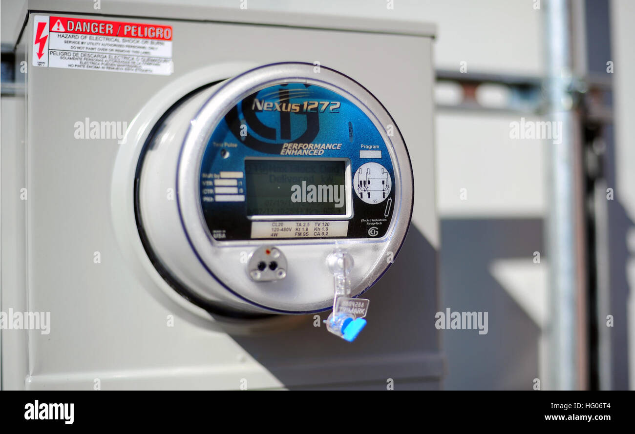 Smart metering systems hi-res stock photography and images - Alamy