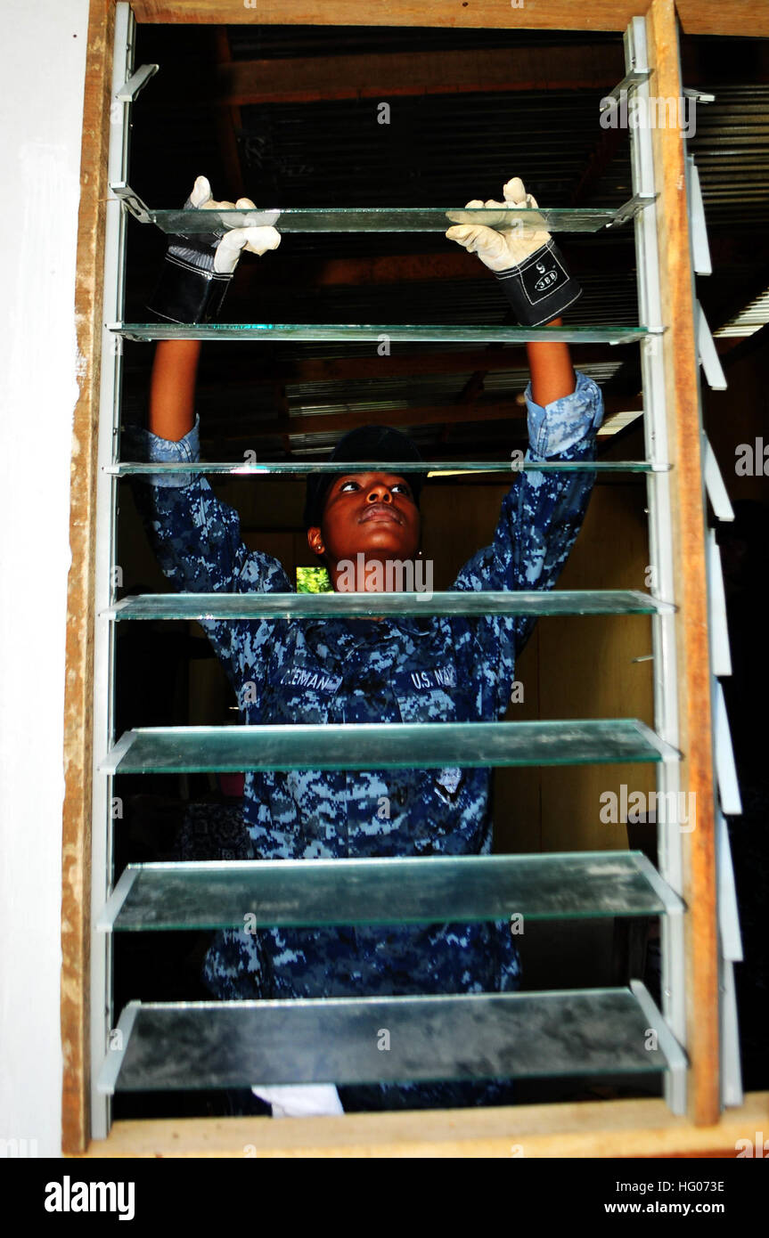 Kota kinabalu malaysia sailors hi-res stock photography and images - Alamy