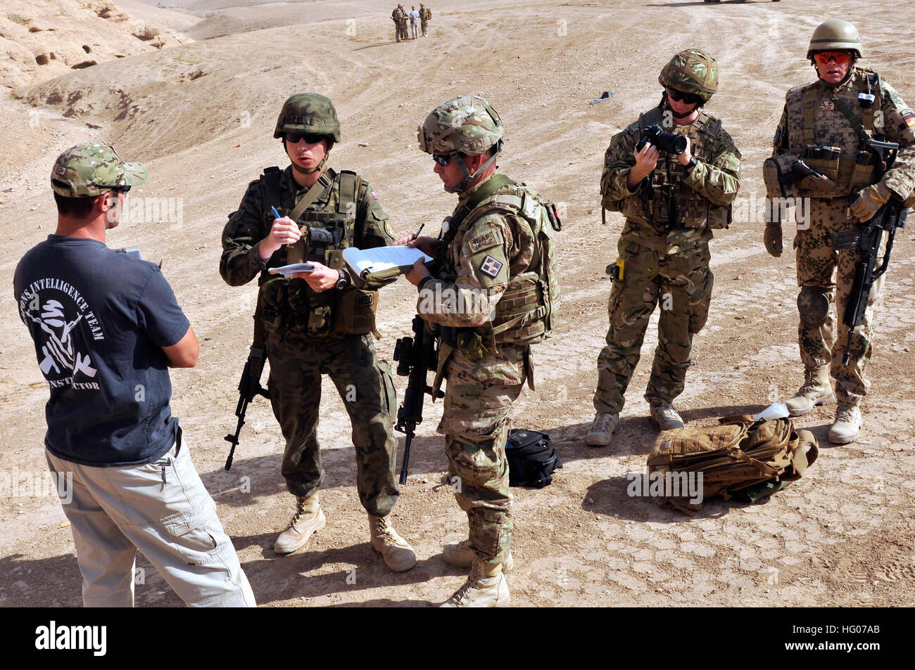 Military entrance tests hi-res stock photography and images - Alamy