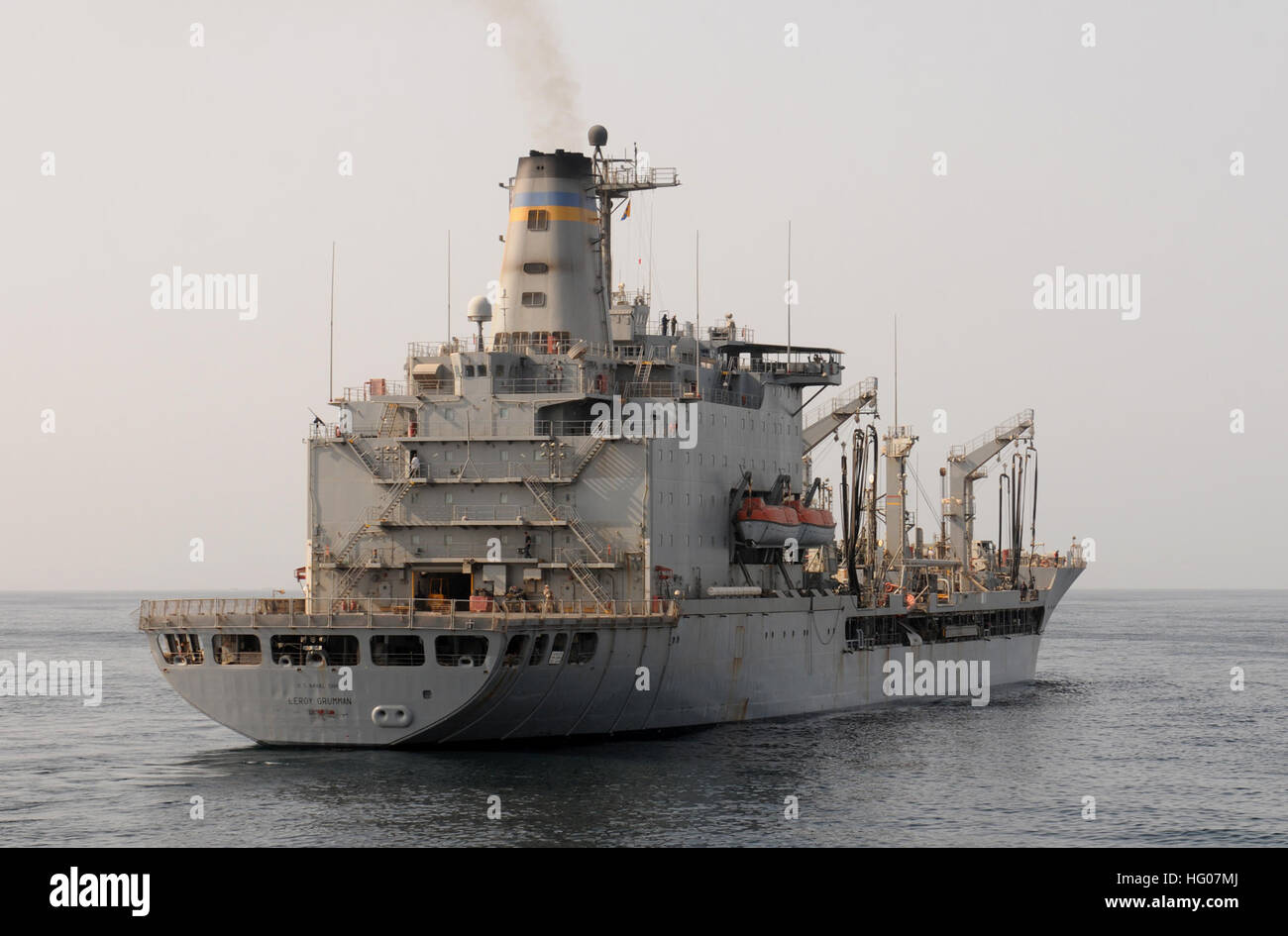 Military sealift command fleet replenishment oiler usns leroy gr hi-res stock photography and ...