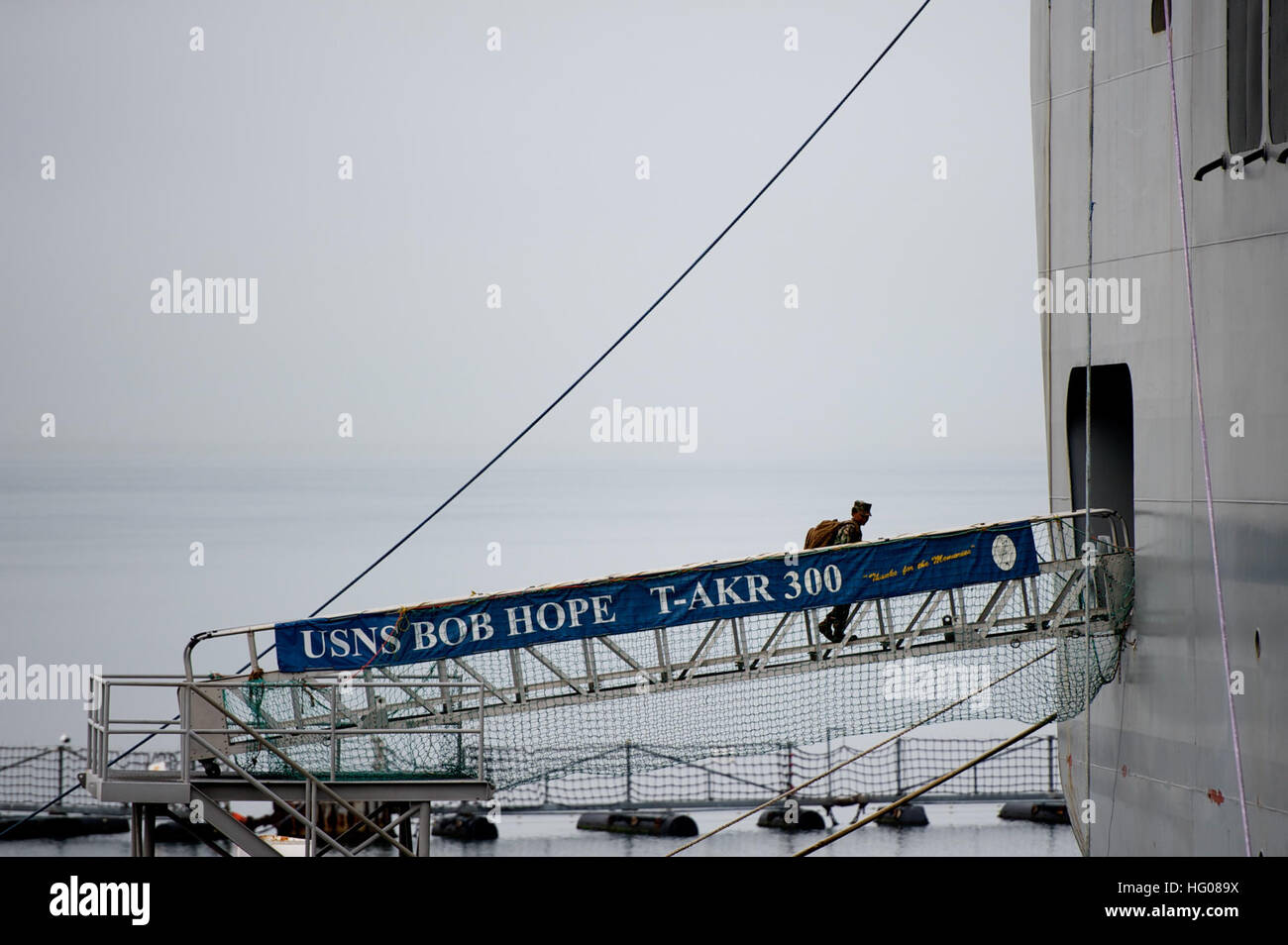 Usns bob hope t akr 300 hi-res stock photography and images - Alamy