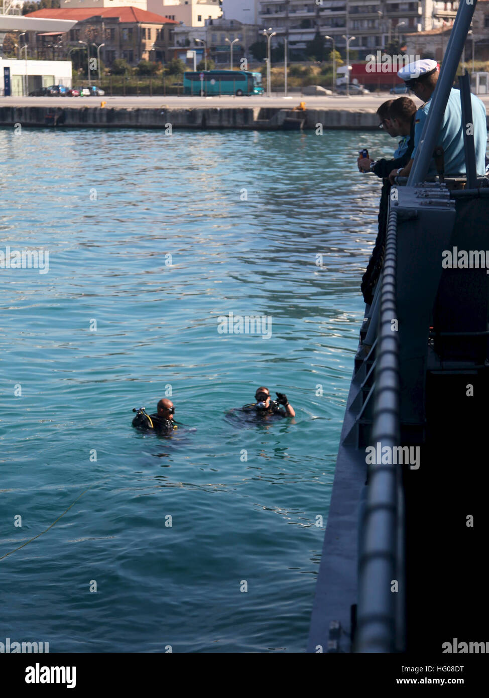 M 1063 hi-res stock photography and images - Alamy