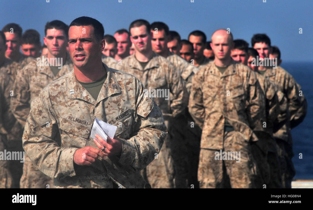 236th marine birthday hi-res stock photography and images - Alamy