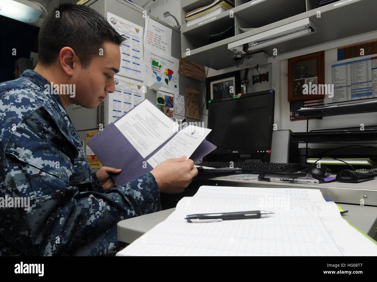 111111-N-YC505-021 ARABIAN GULF (Nov. 11, 2011) Aviation Maintenance ...