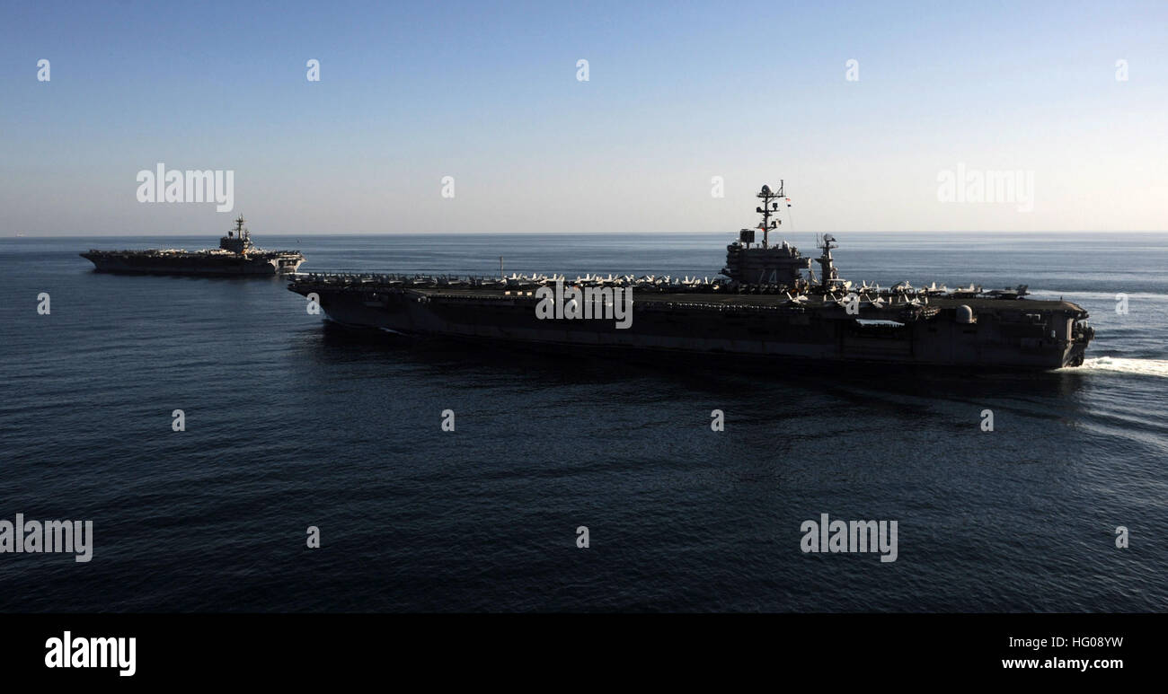 George strait 2011 hi-res stock photography and images - Alamy