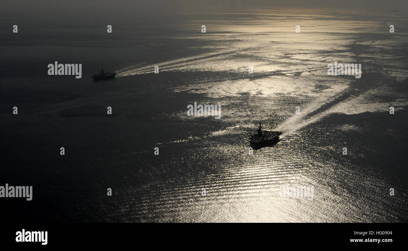 111112-N-OY799-264 STRAIT OF HORMUZ (Nov. 12, 2011) The Nimitz-class ...