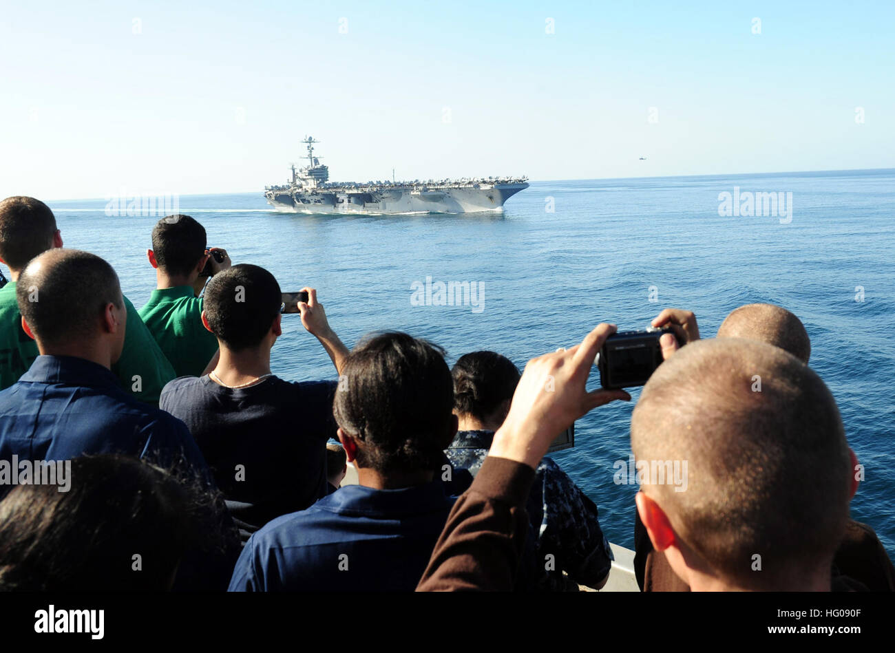 111112-N-QL471-256 ARABIAN GULF (Nov. 12, 2011) Sailors aboard the ...