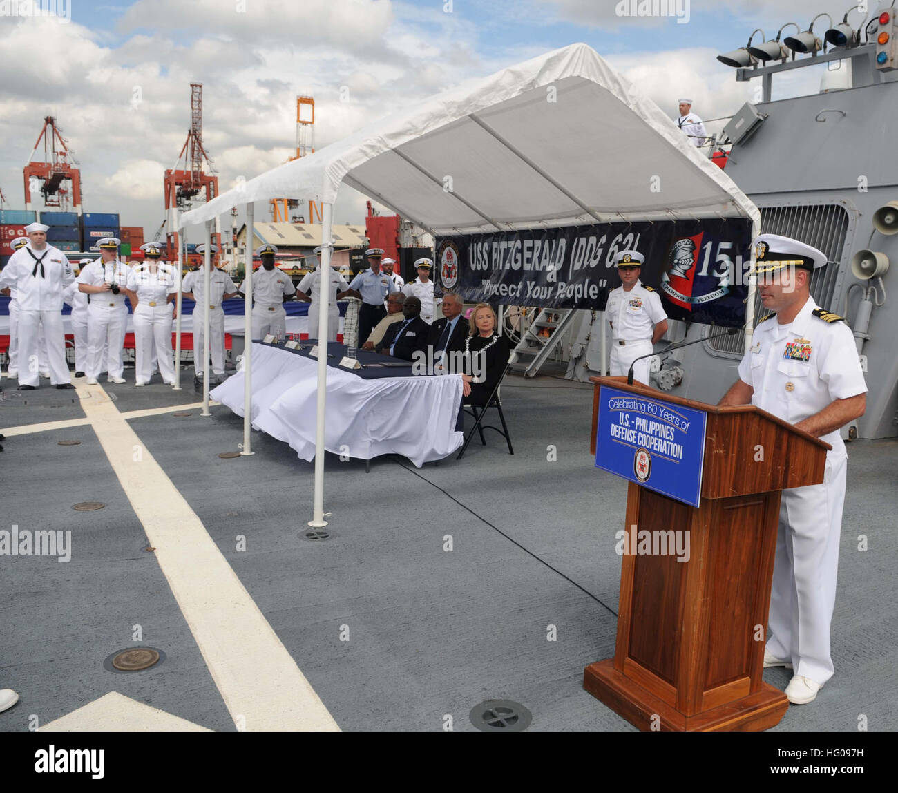 Commanding officer of uss fitzgerald ddg 62 hi-res stock photography ...