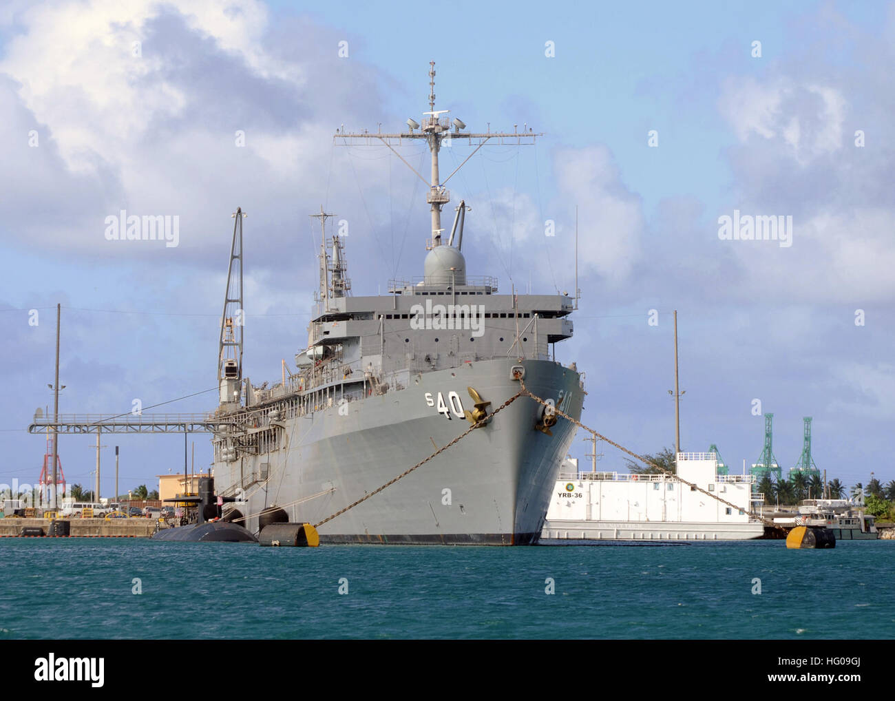 Los angeles class submarine uss albuquerque hi-res stock photography ...