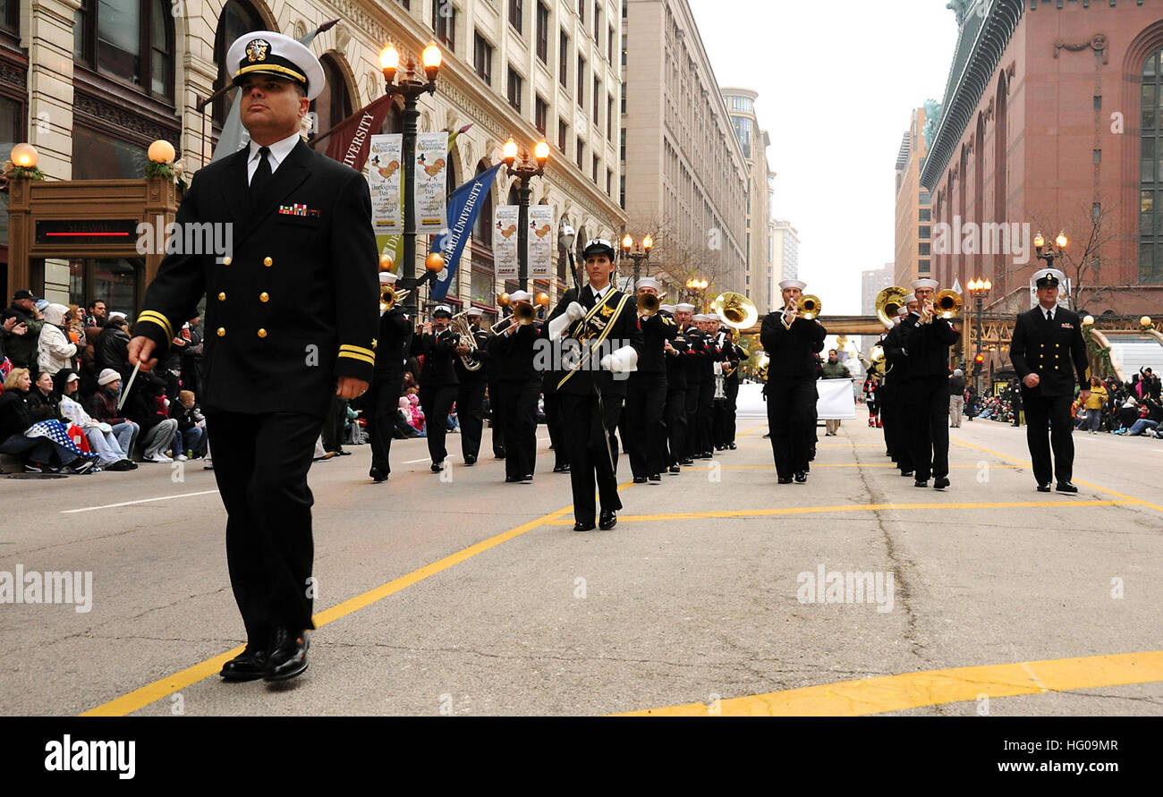 U s navy marching band hi-res stock photography and images - Alamy