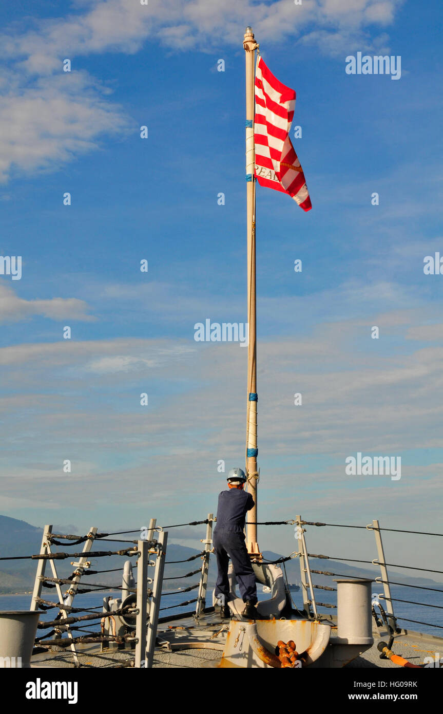 111127-N-ER662-301 WETAR STRAITS (Nov. 27, 2011) A Sailor aboard the ...