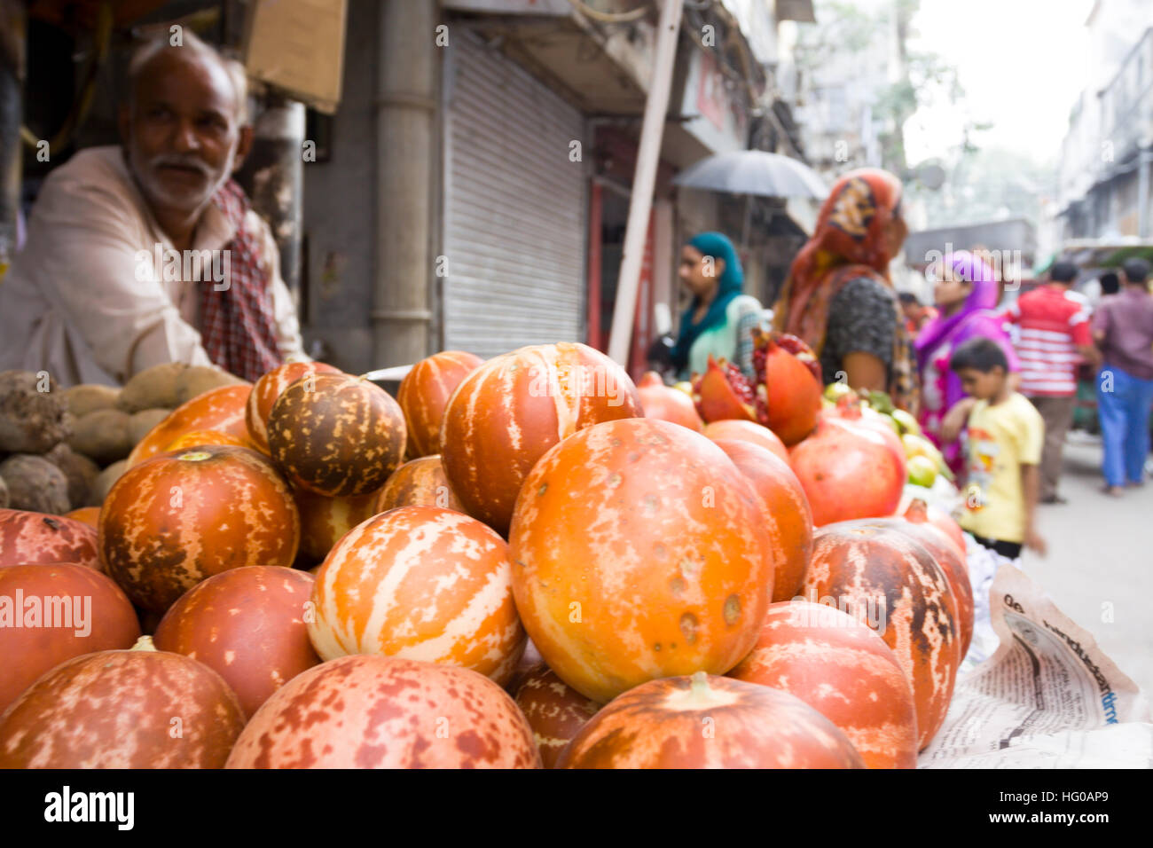 Vegetable stall in the streets. Old Delhi, Delhi. India Stock Photo - Alamy