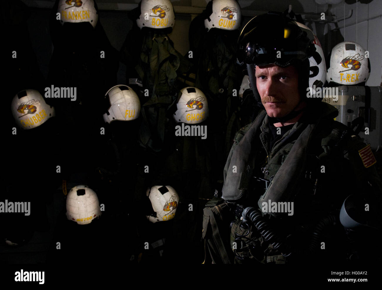 Paraloft hi-res stock photography and images - Alamy