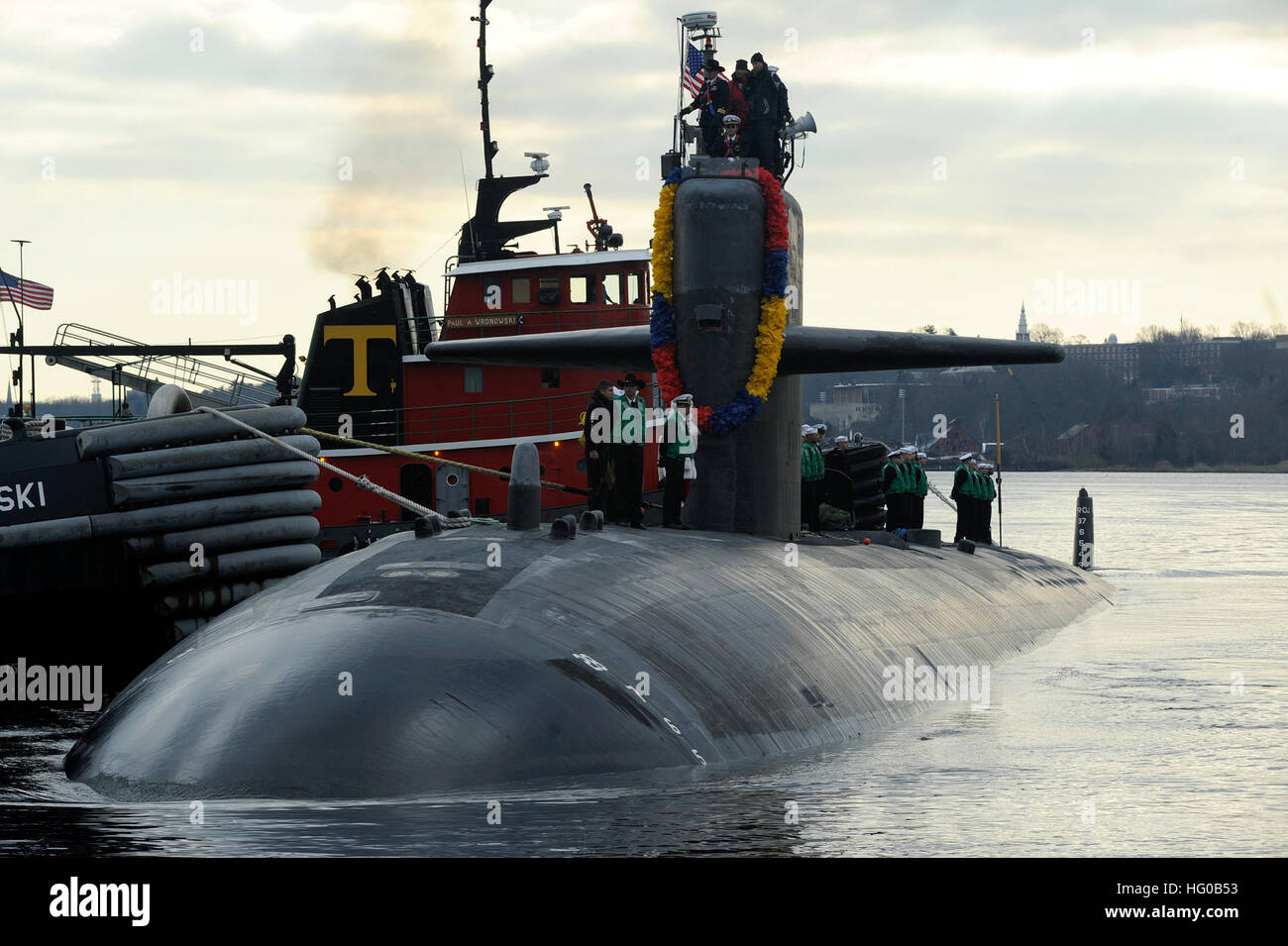 Uss dallas ssn 700 hi-res stock photography and images - Alamy