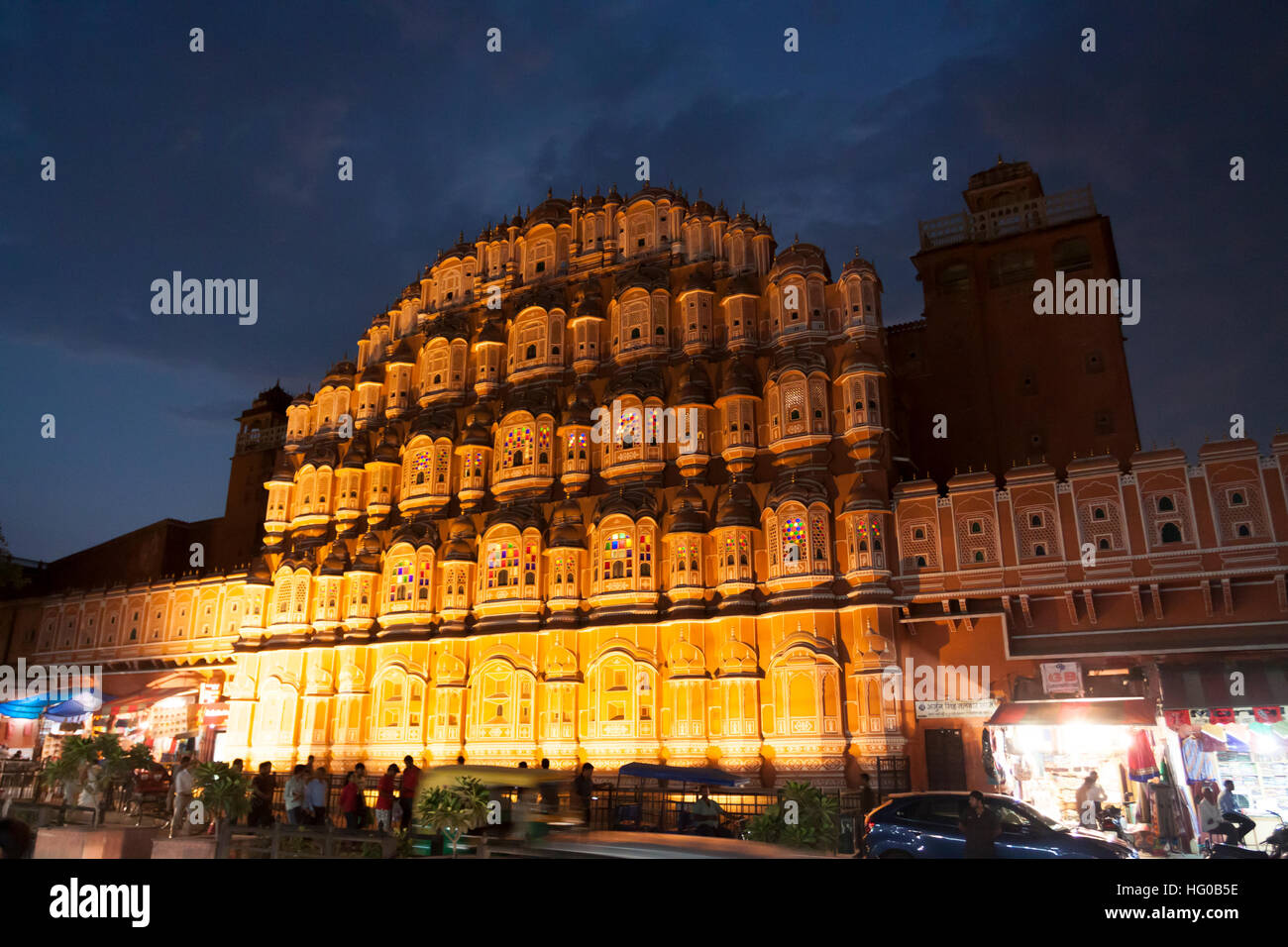 Architectural window shaped frame hi-res stock photography and images ...