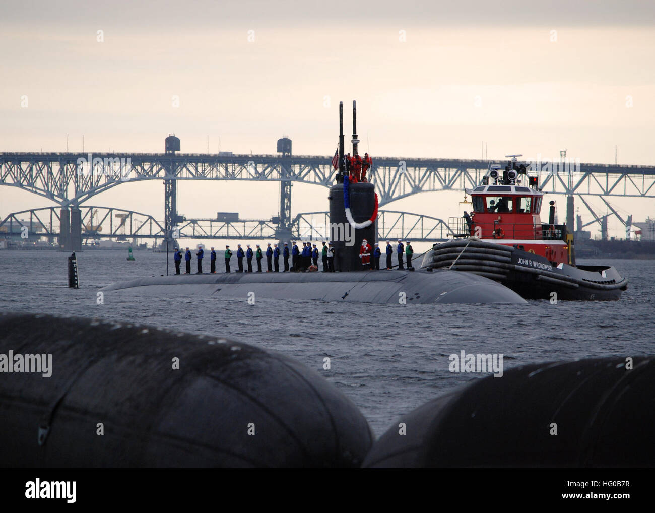 111215-N-AW342-017 GROTON, Conn. (Dec. 15, 2011) The Los Angeles-class ...