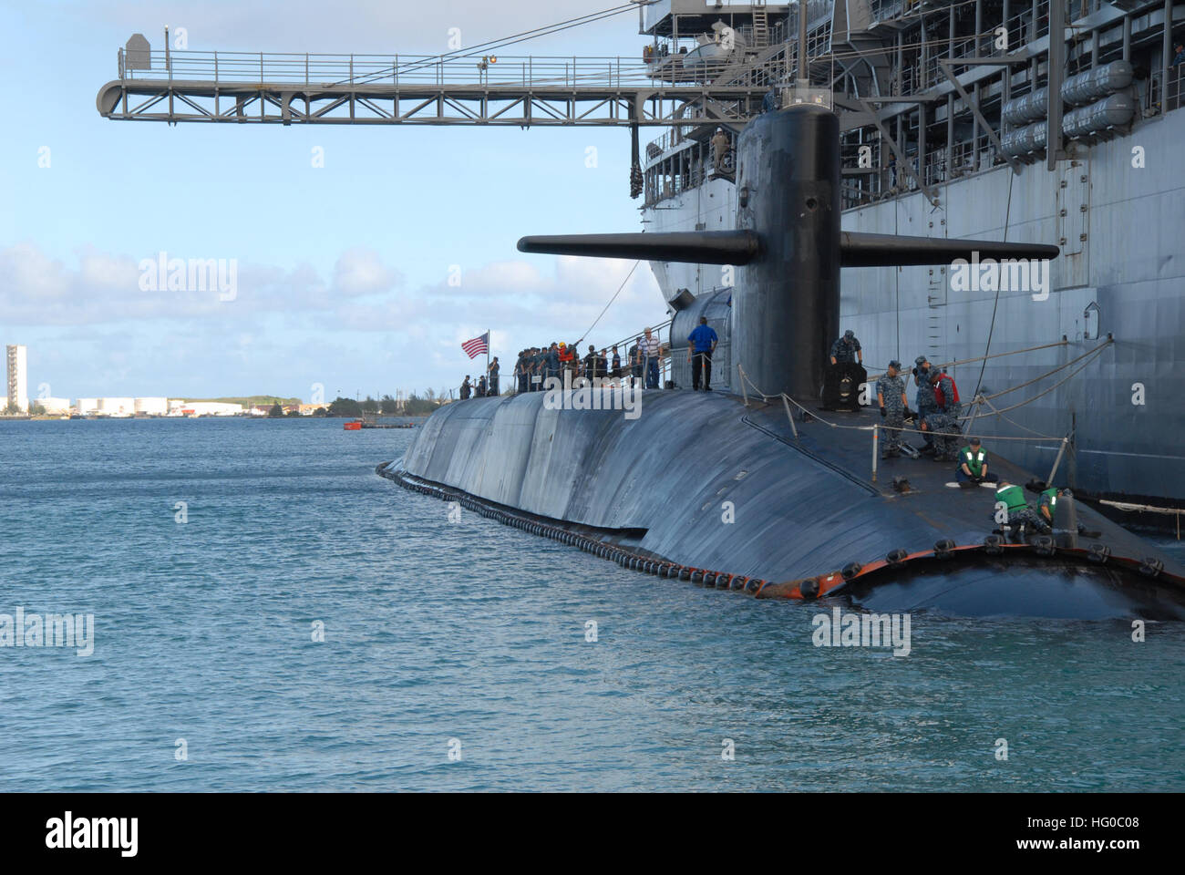 Uss michigan ssgn 727 hi-res stock photography and images - Alamy