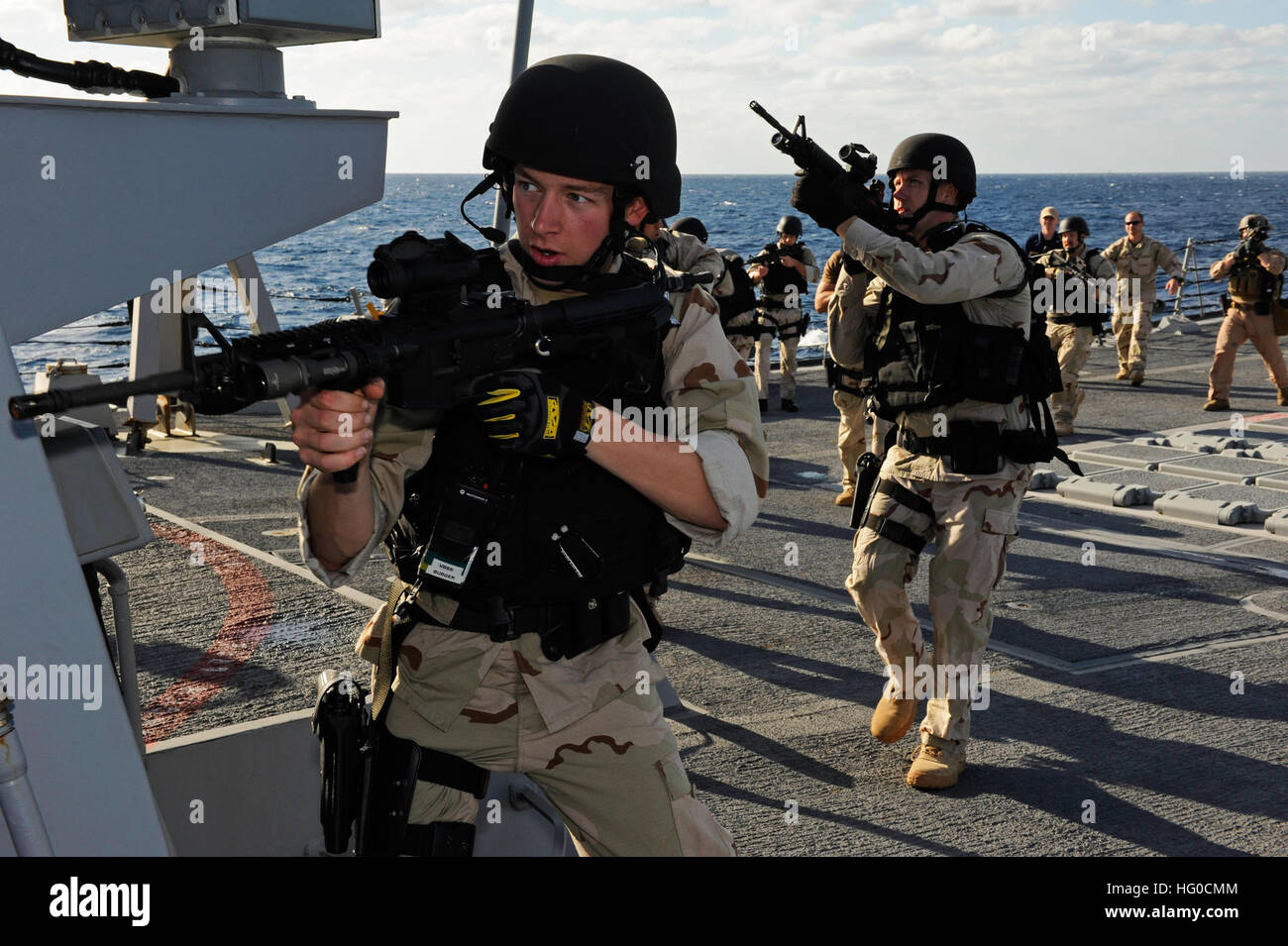 Uss dewey red sea hi-res stock photography and images - Alamy